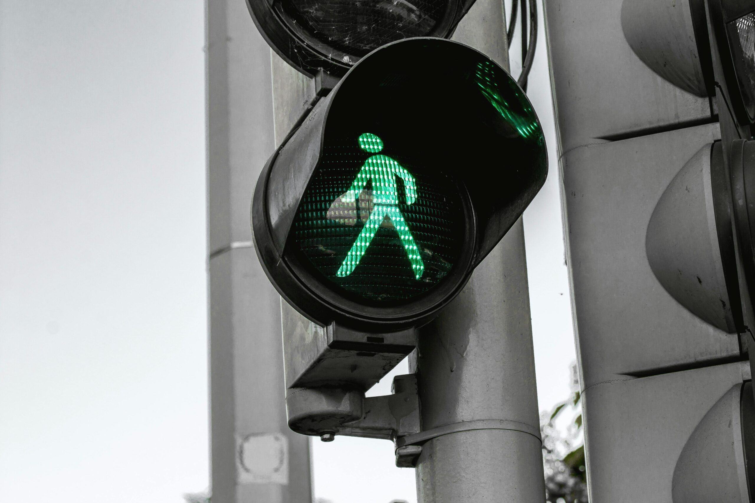 California Crosswalk Laws Every Pedestrian Should Know - B&D Law Group APLC